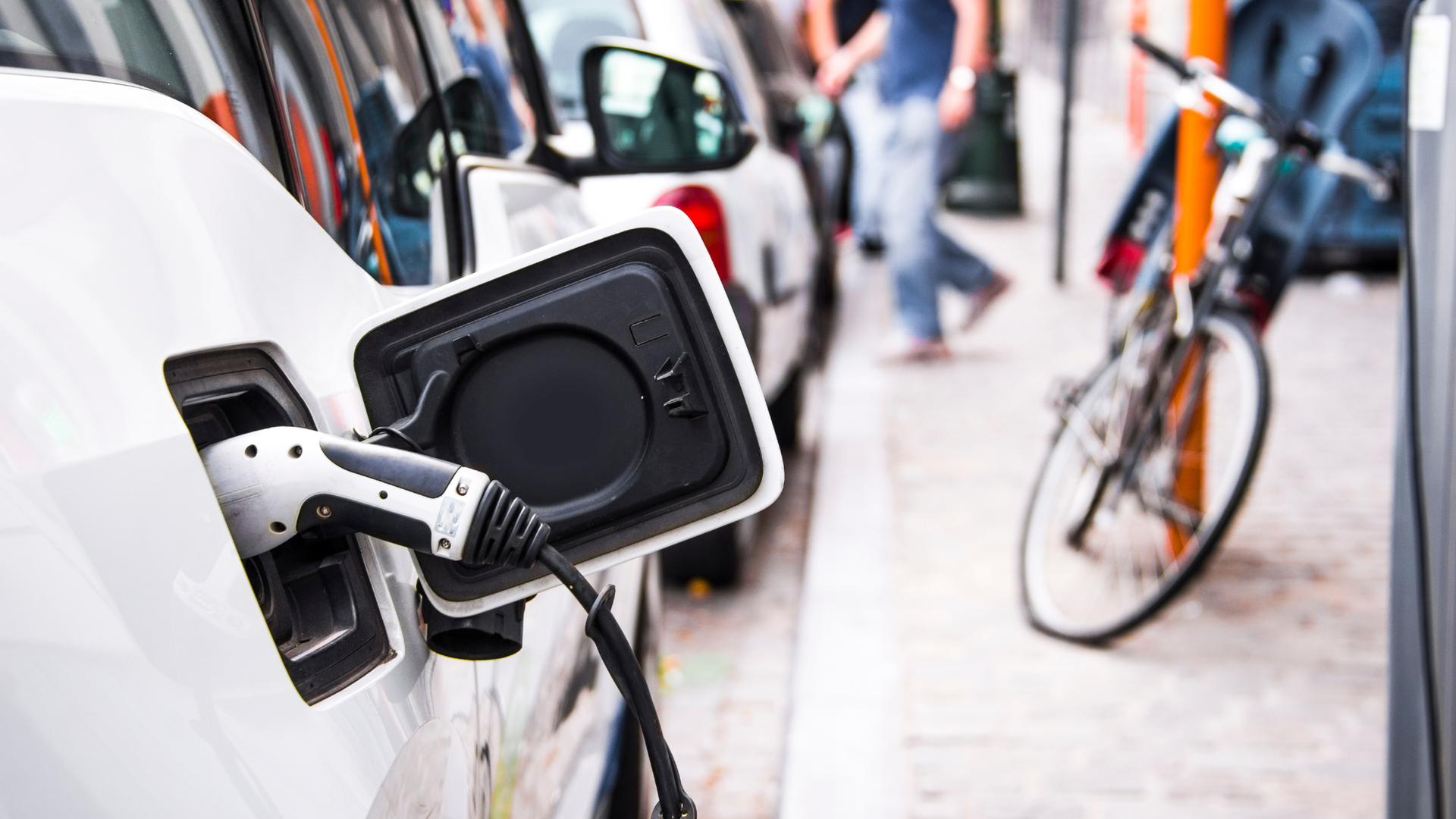 How the UK's electric car plans took a wrong turn | The Week