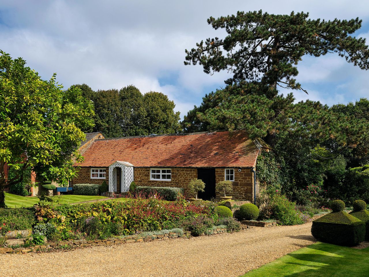 High Wardington House: A warm, characterful home that shows just what ...