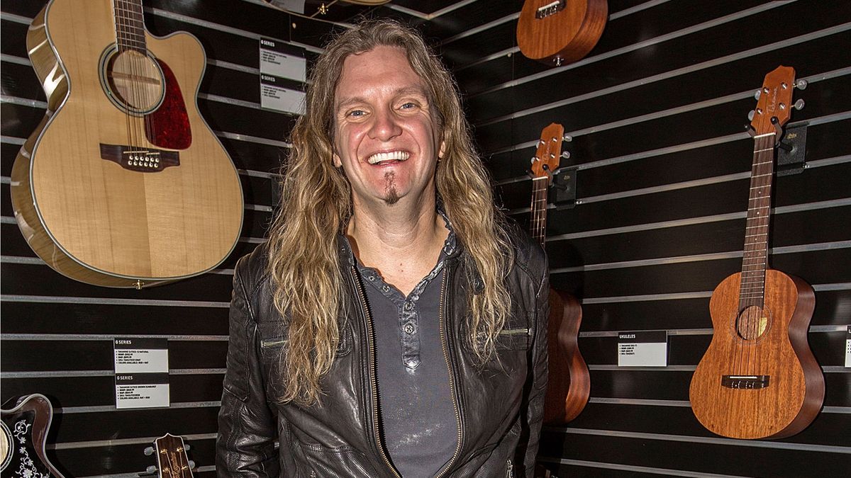 Whitesnake's Joel Hoekstra in awe of bandmates Coverdale and Aldridge ...