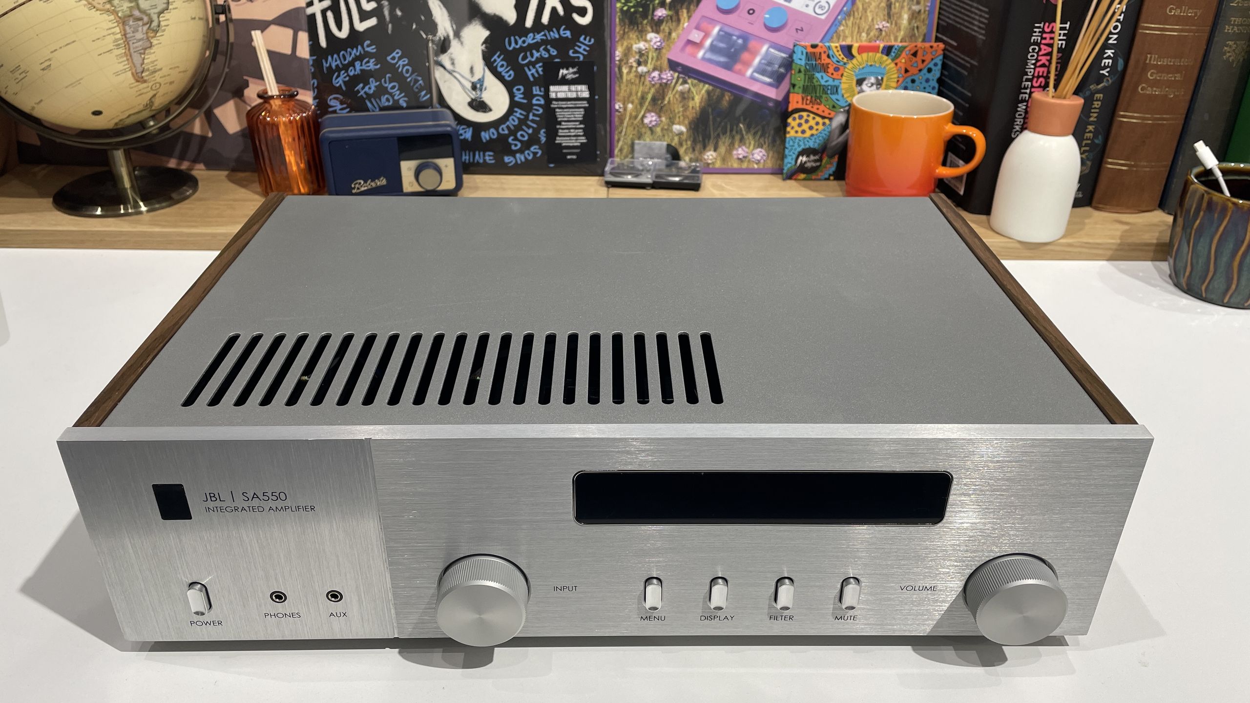 Deal of the year! This handsome, smooth-sounding stereo amplifier is £ ...