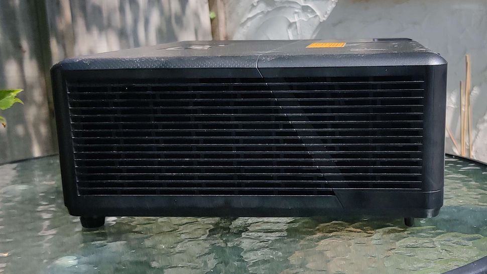 The best gaming projectors: These are the beamers I'd use for my home ...