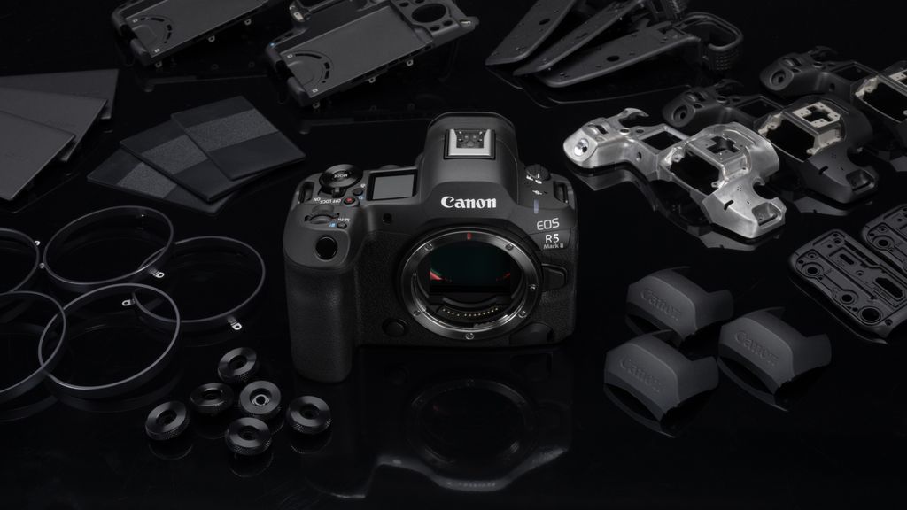 The Canon EOS 5D is 20 years old – we look back at the game-changing ...