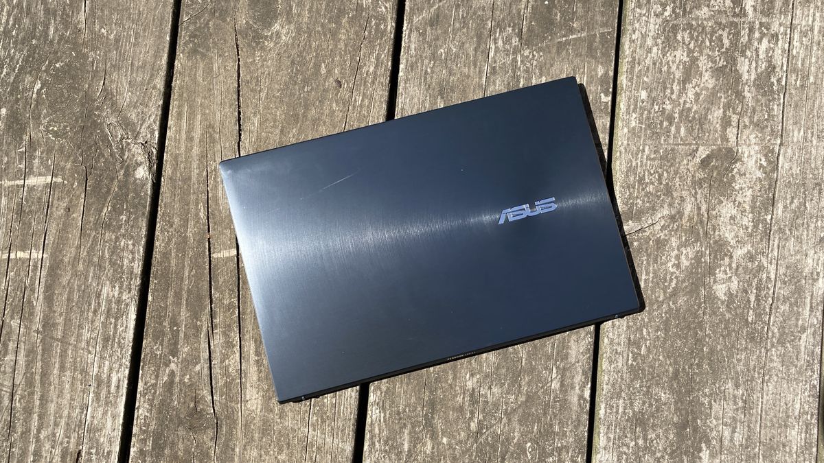 Asus Zenbook 13 (UX325) OLED review | Laptop Mag