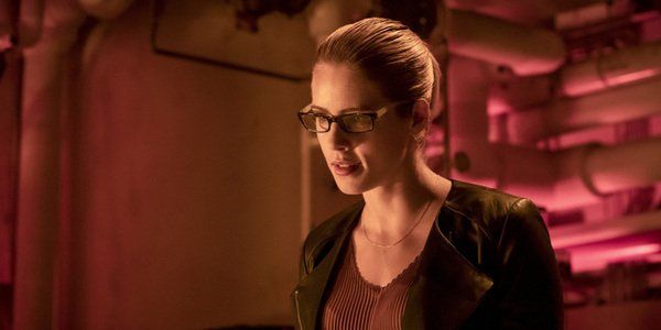 Arrow Just Revealed A Big Death And New Vigilante Are On The Way ...