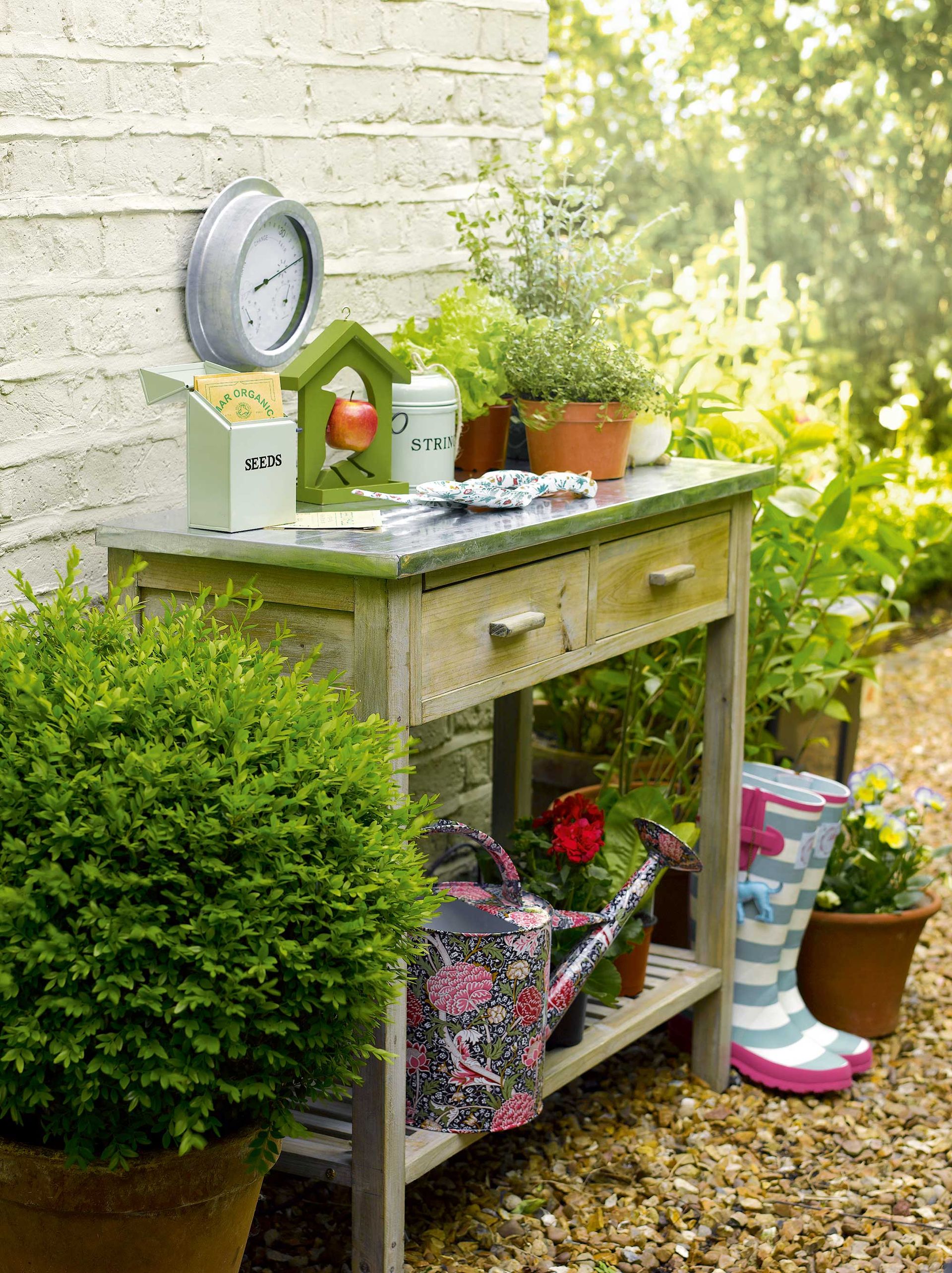 Side garden ideas: 11 ways to transform the small space alongside your ...
