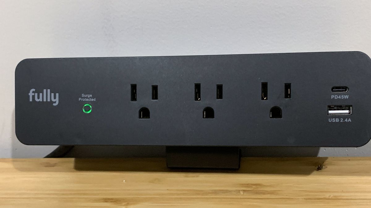 Fully Jarvis Bamboo Standing Desk review | Laptop Mag