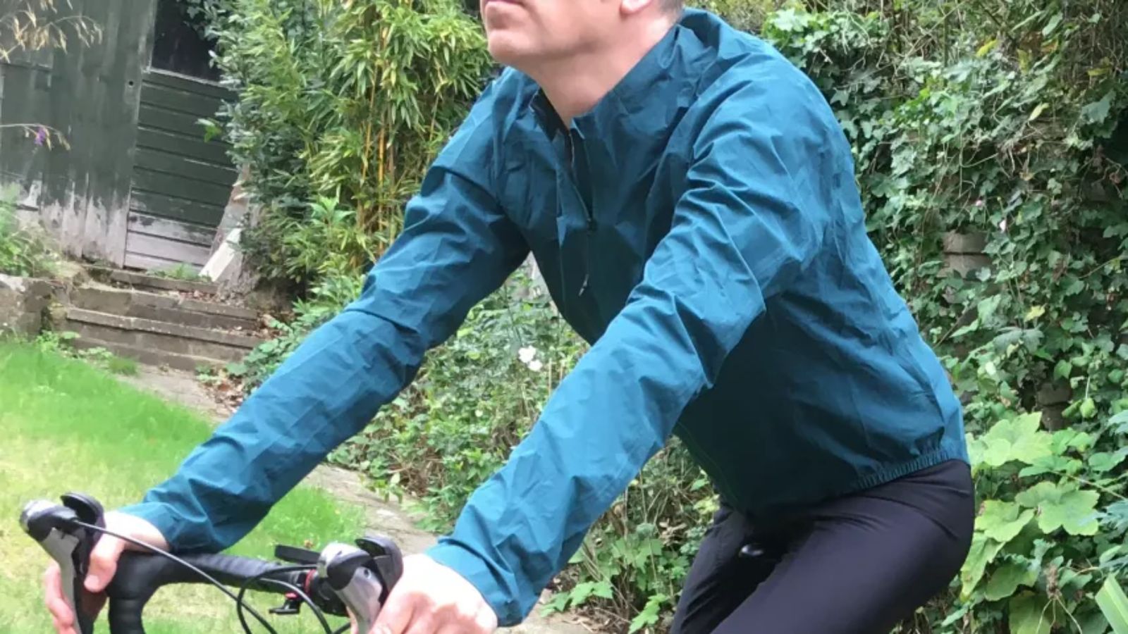 dhb Aeron Lab Ultralight Waterproof Jacket 2.0 review – more 'light ...