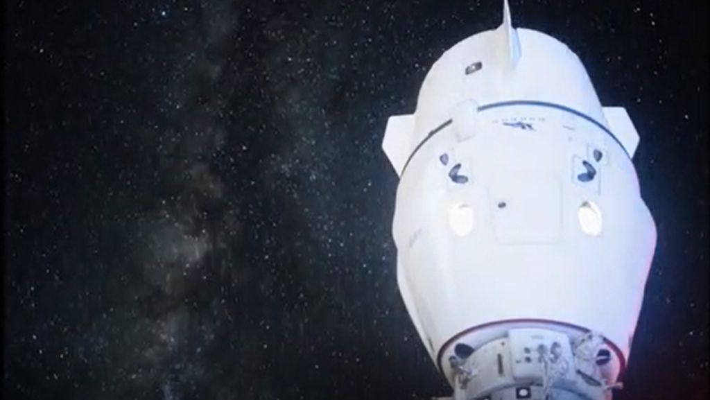 Watch the sun rise on SpaceX's Crew Dragon as the Milky Way fades into ...