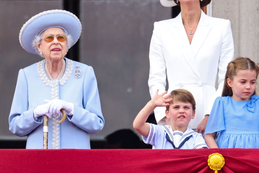 Prince Louis balcony facial expressions & more: 17 most iconic | Marie ...