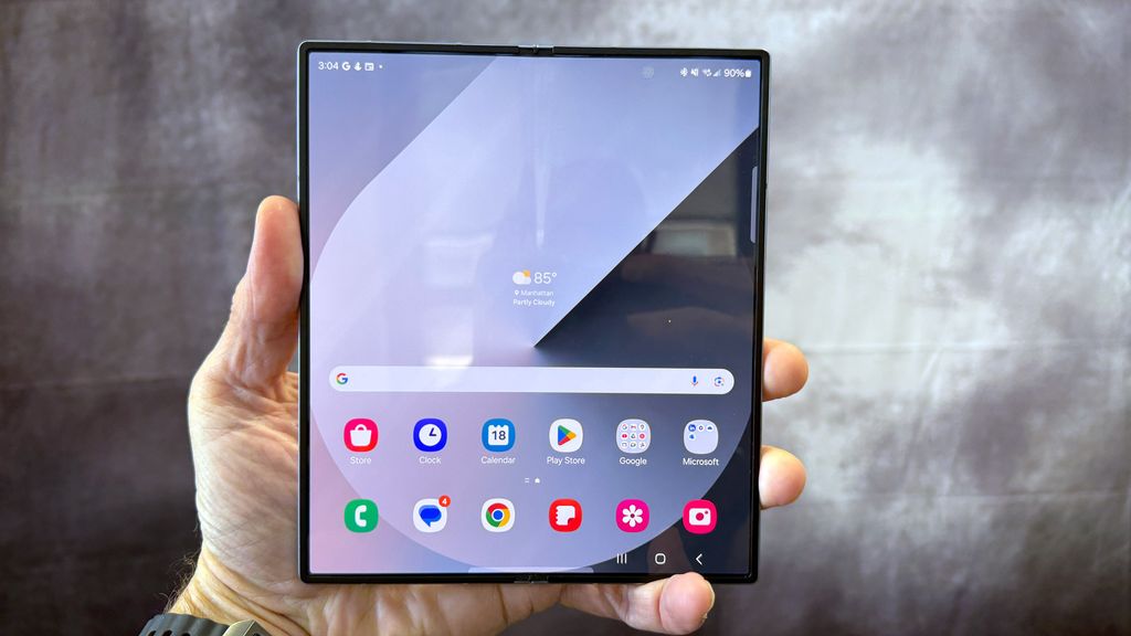 Samsung Galaxy Z Fold 6 review: an excellent foldable makes another ...