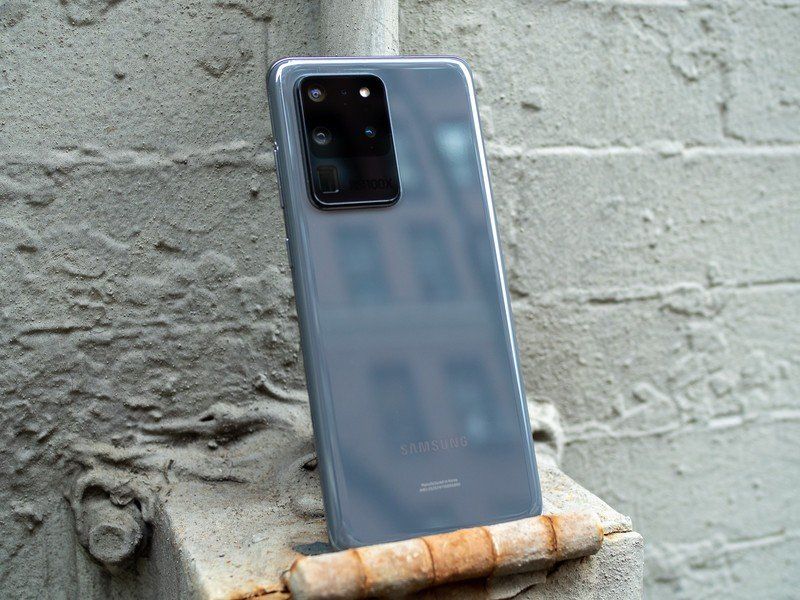 Samsung Galaxy S20 Ultra Review: Incredible phone, offensive price ...