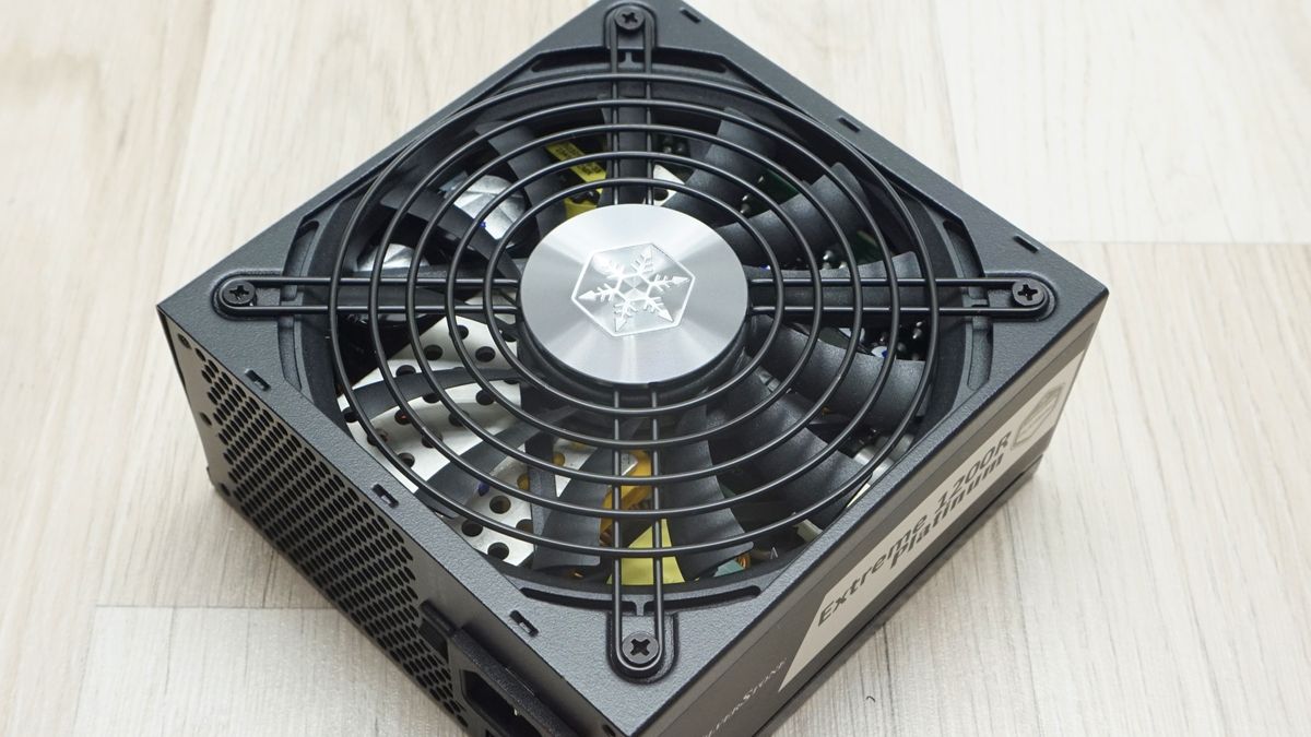 SilverStone Extreme 1200R Platinum SFX-L PSU review | Tom's Hardware