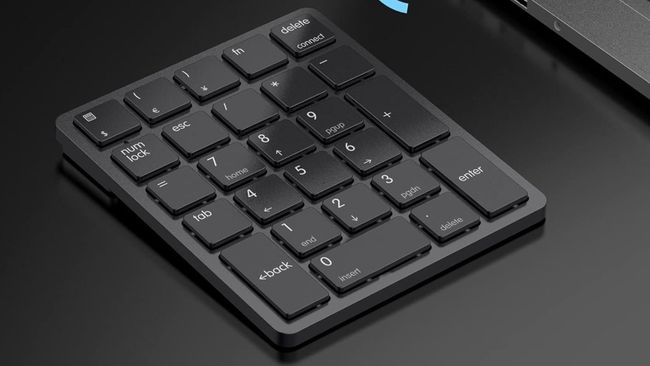 Add a wireless number pad to your PC this Prime Day with these 4 ...