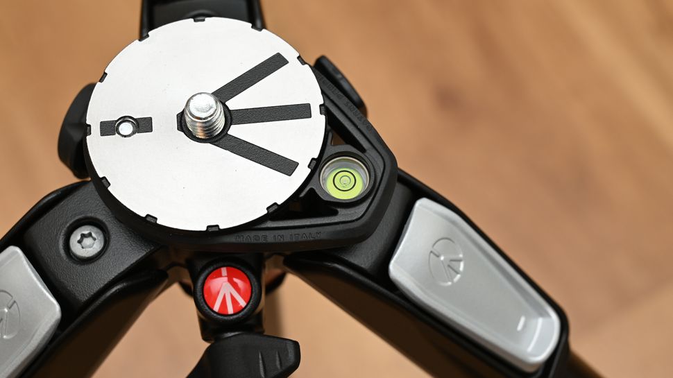 Manfrotto 055 MT055CXPRO3 tripod review | Digital Camera World