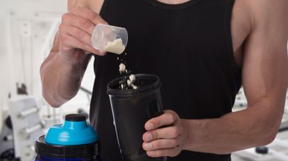What is pre-workout? How to use it, benefits and potential side effects ...