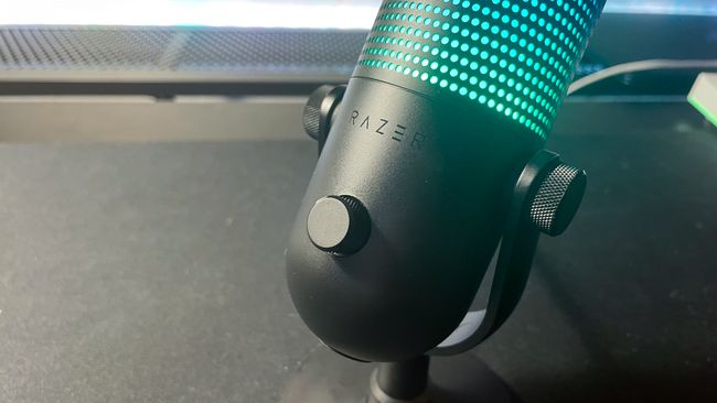 Razer Seiren V3 Chroma review: This is the most RGB I’ve ever seen on a ...