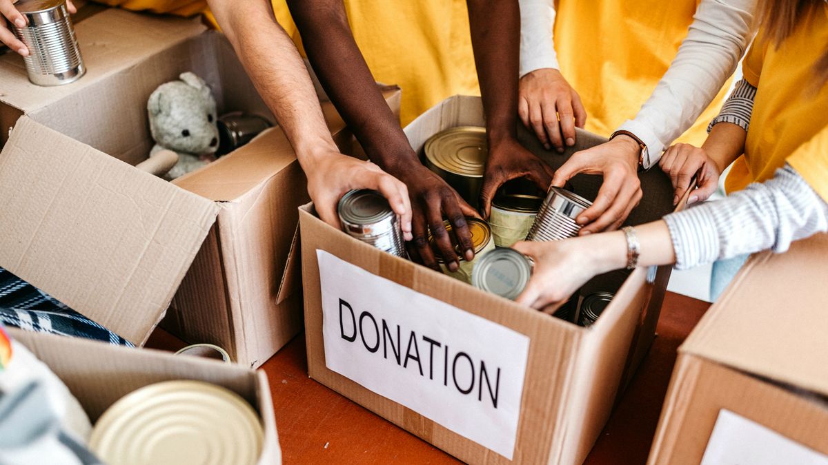 8 Things you can do to help homelessness this week | Marie Claire UK
