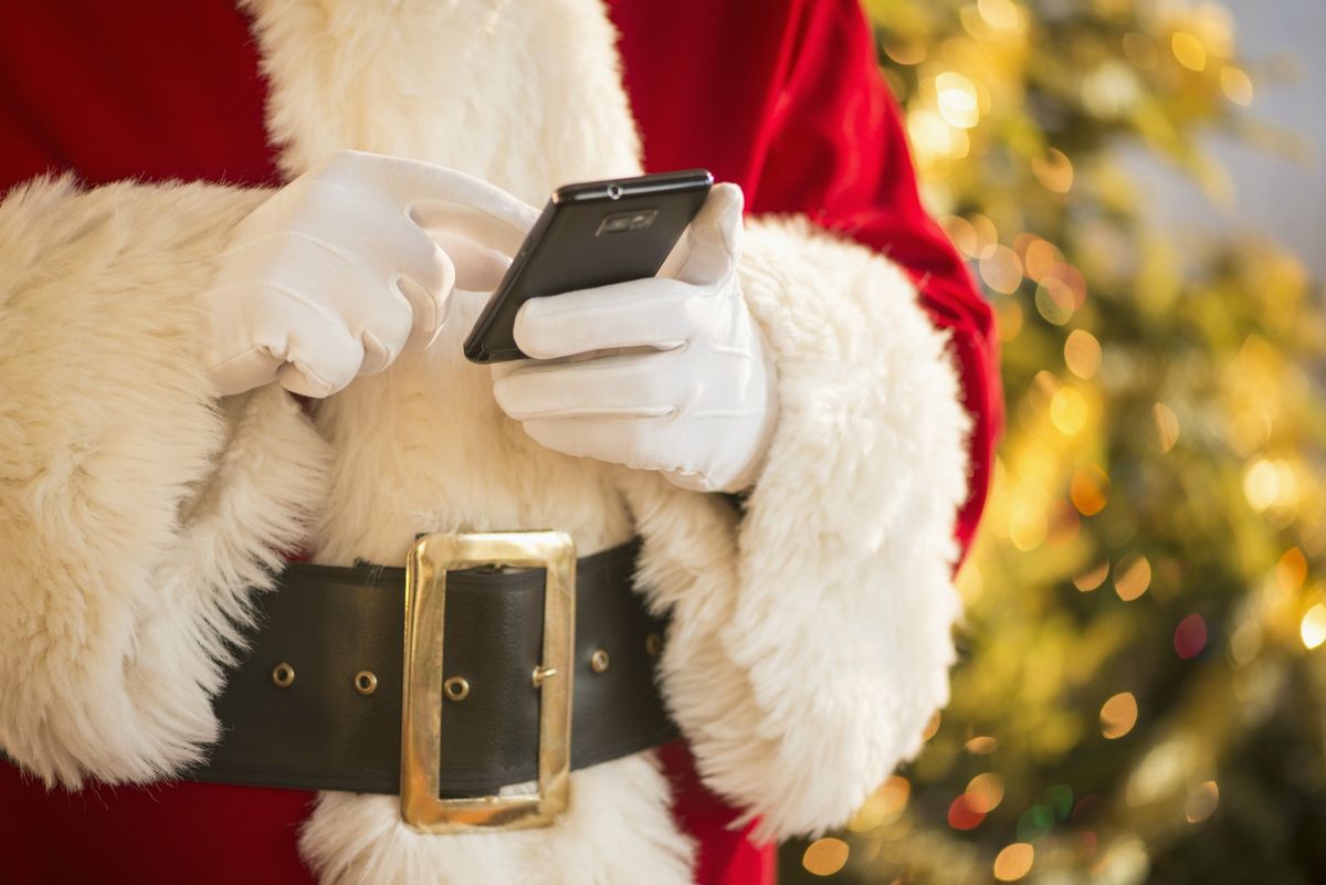 Is Santa Real? How to make your kids believe in Santa | GoodtoKnow