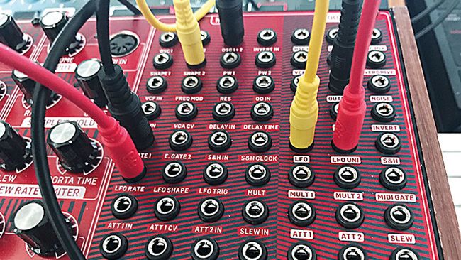 How to connect an Arturia MiniBrute 2S and a Behringer Neutron to ...