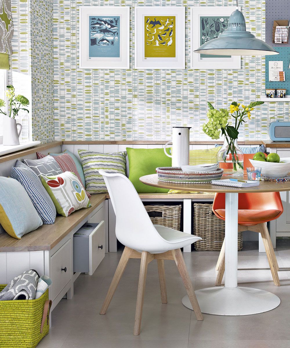 20 dining room wallpaper ideas to add colour and pattern | Ideal Home