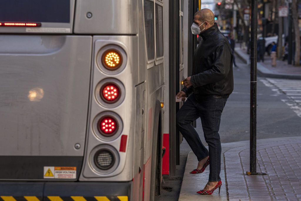 Federal judge tosses CDC's public transport mask mandate, rules agency ...