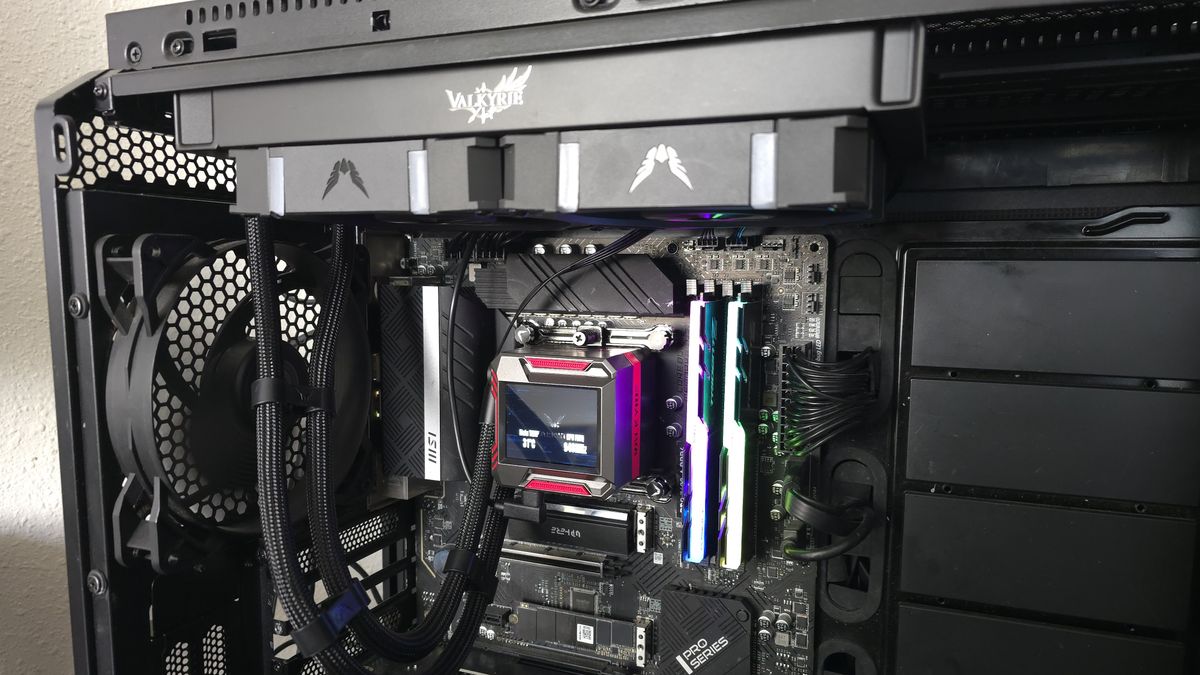 Valkyrie Syn 240 AIO Liquid Cooler Review: Good performance, clunky ...