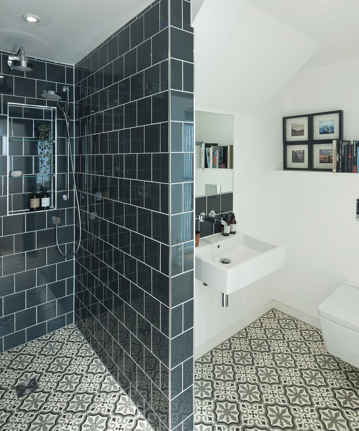 11 small downstairs bathroom ideas to transform your home | Homebuilding