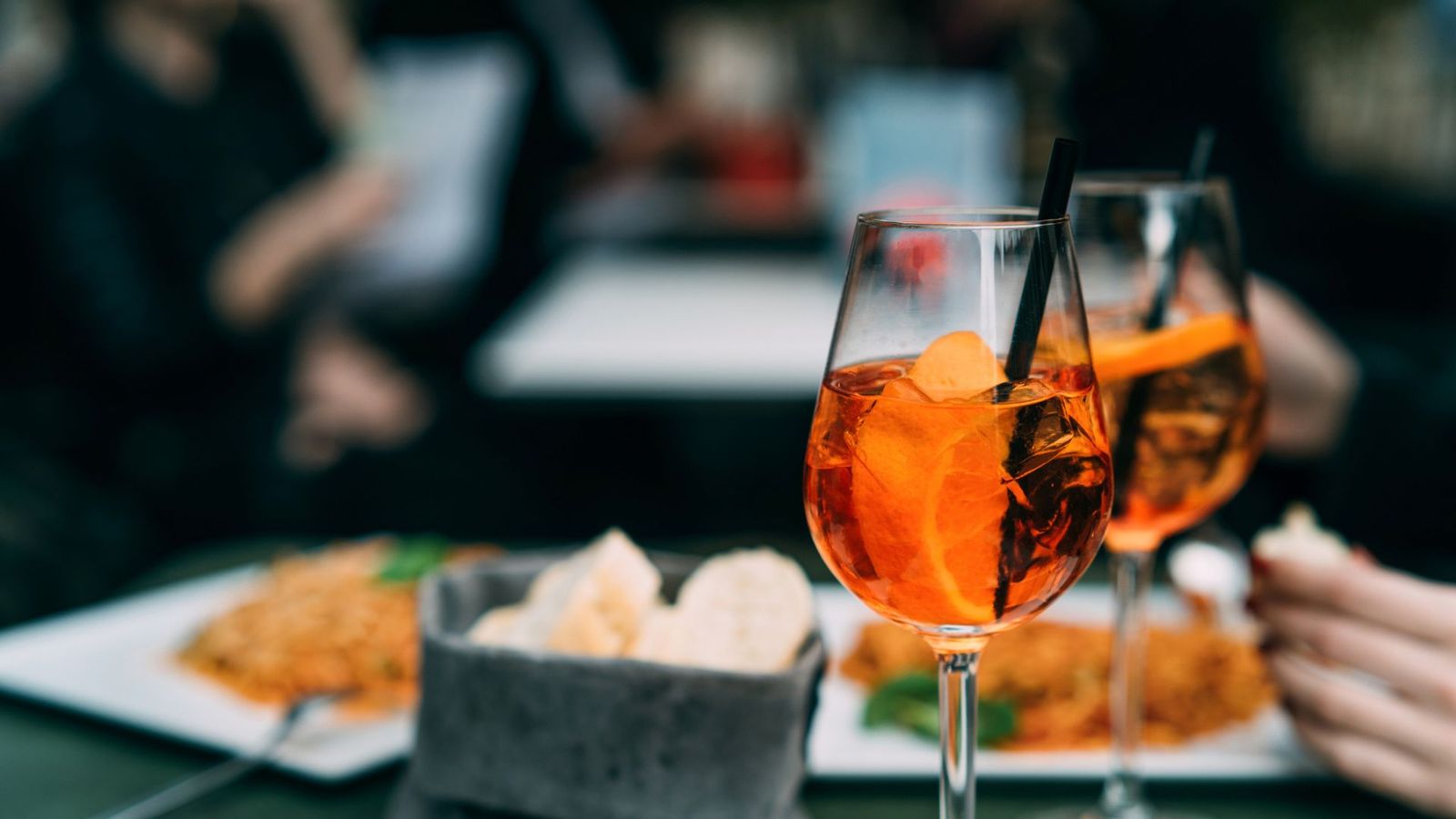 Retro drinks ideas from the '70s and '80s make us feel very nostalgic ...