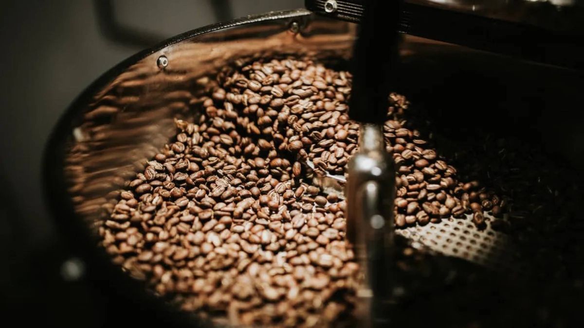 How to make cowboy coffee | Tom's Guide