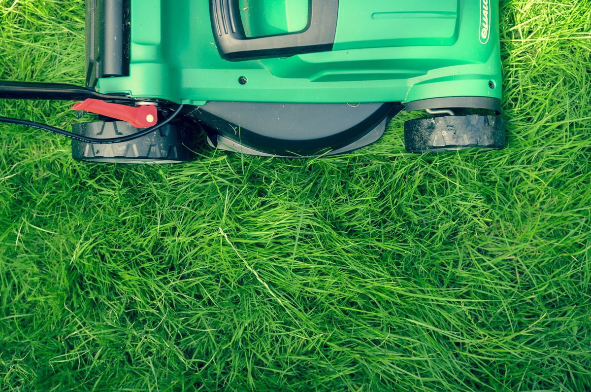How to mow a lawn | Real Homes