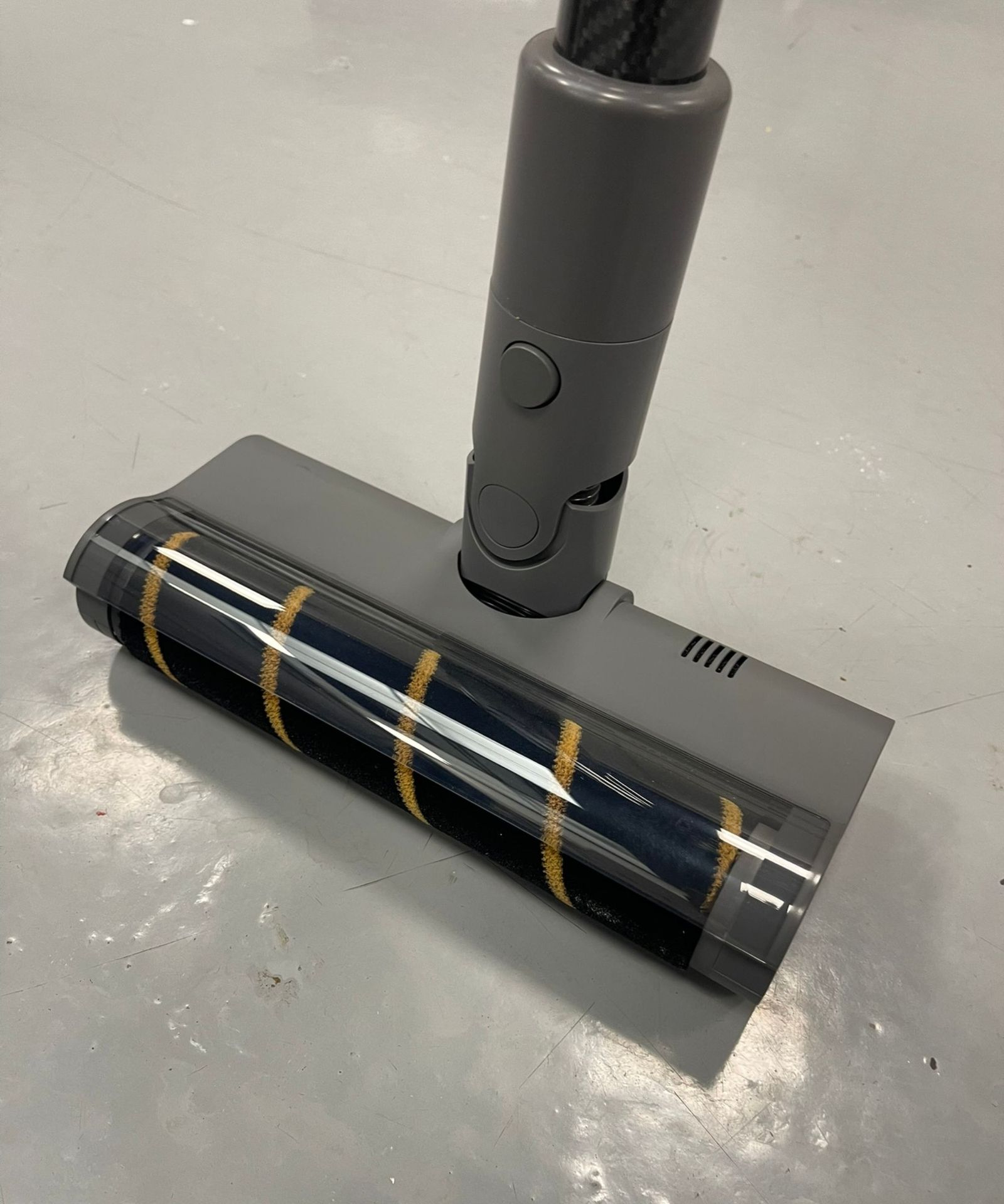 I tested the Dreame R20 and it's ideal for hard floors | Homes and Gardens