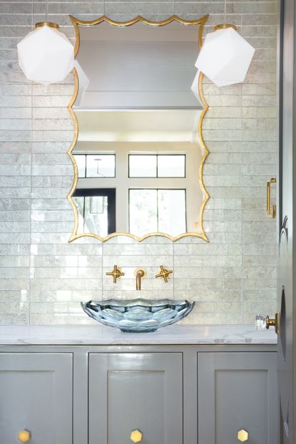 7 inspiring layouts for subway tiles that look like trends | Livingetc