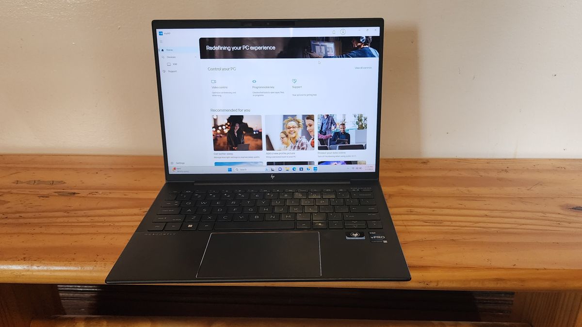 HP Dragonfly G4 review: the keyboard is *chef's kiss* | Laptop Mag
