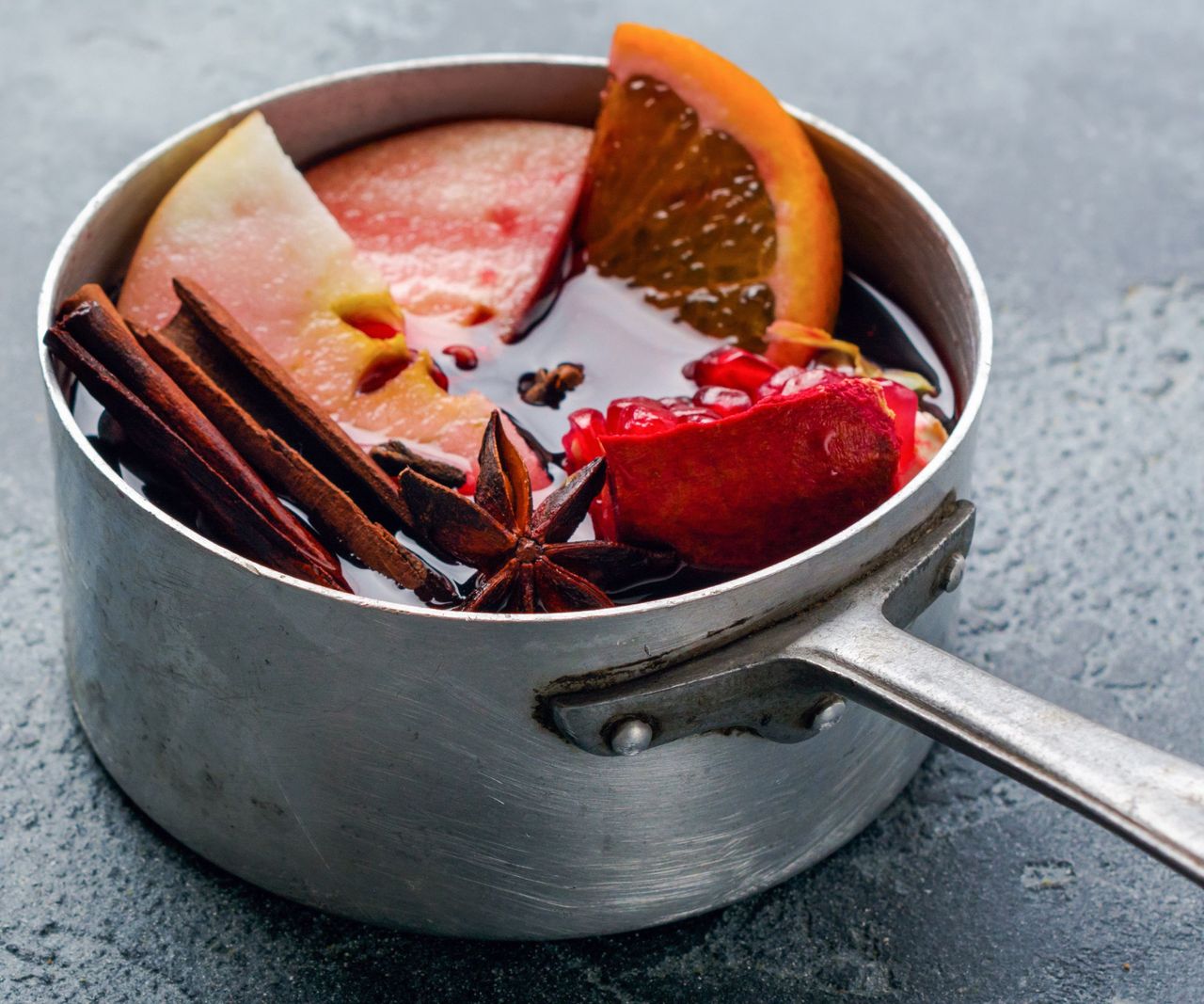 Ways to make your home smell nice, according to experts | Homes & Gardens