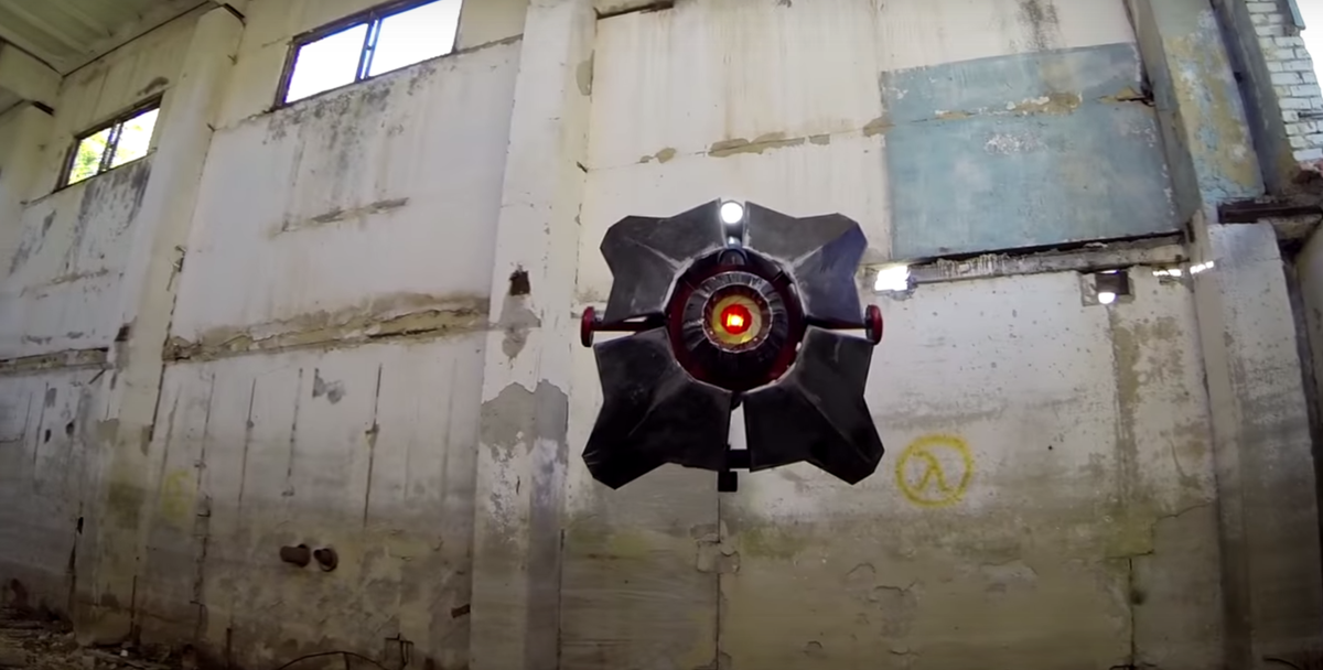 Someone has made a real life Half-Life City Scanner drone | PC Gamer