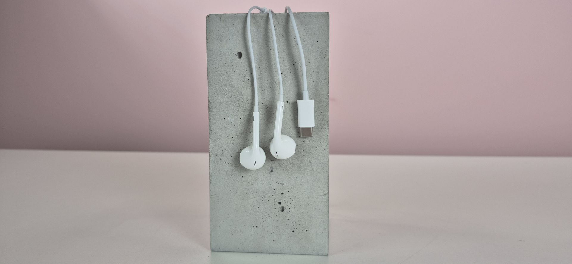 Apple EarPods USB-C review: sleek, stylish, yet sonically unremarkable ...