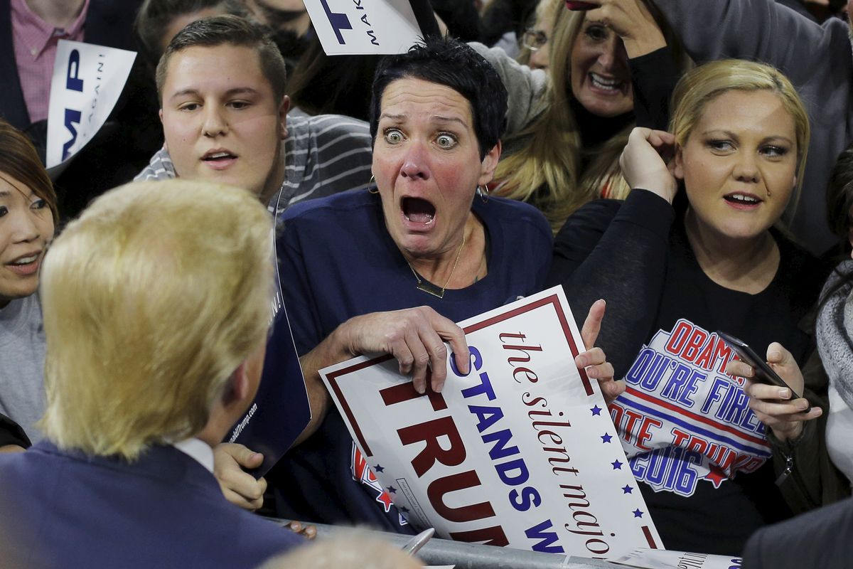 I can't stop looking at people looking at Donald Trump | The Week