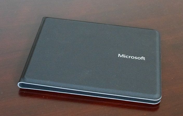 Hands On With Microsoft's Universal Foldable Keyboard | Tom's Hardware