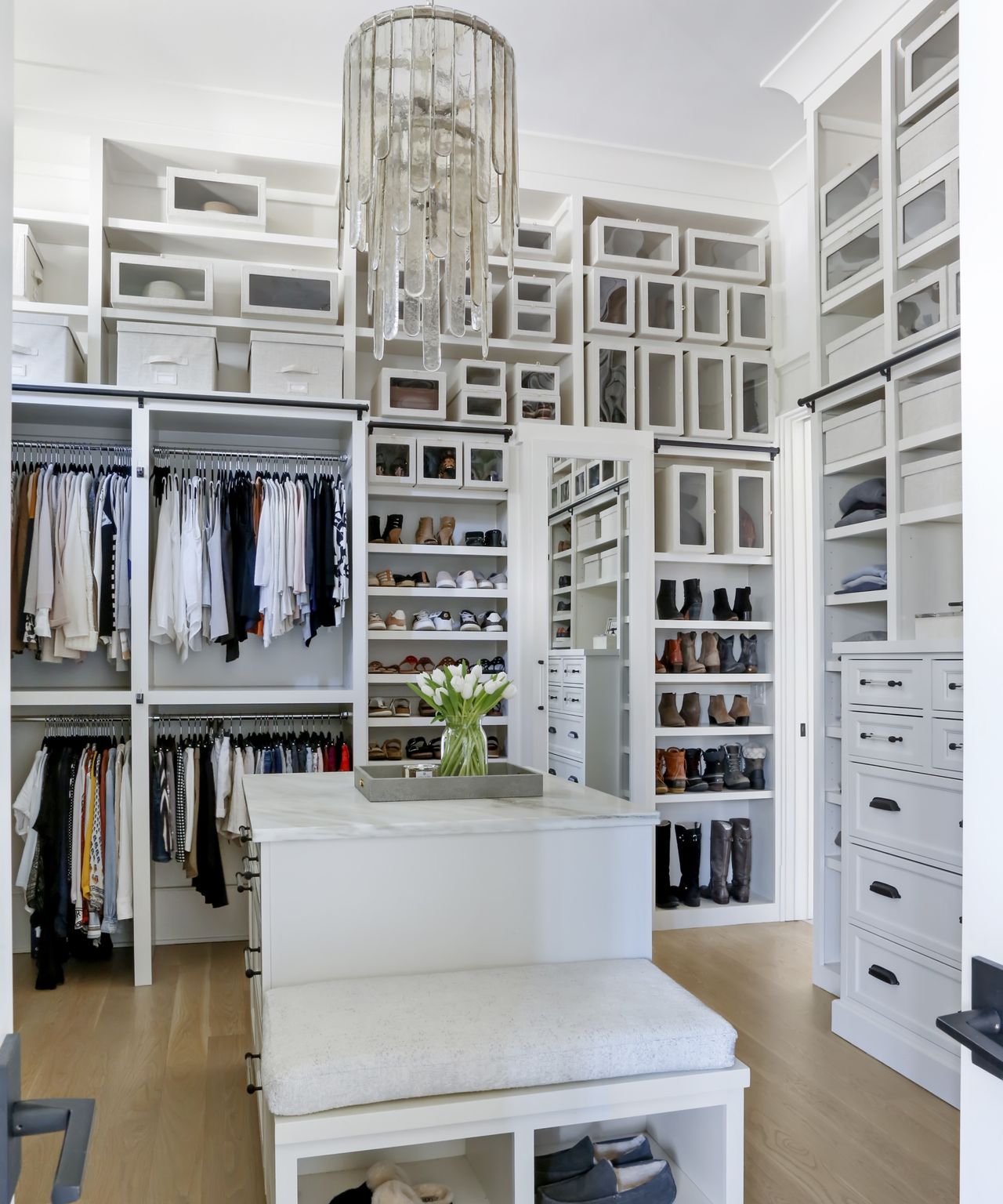How deep should a closet be? | Homes and Gardens
