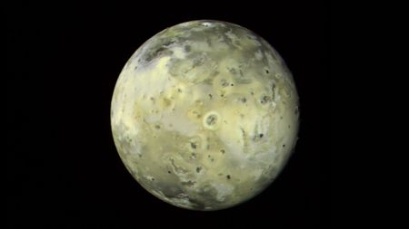 Voyager 1's Historic Flyby of Jupiter in Photos | Space