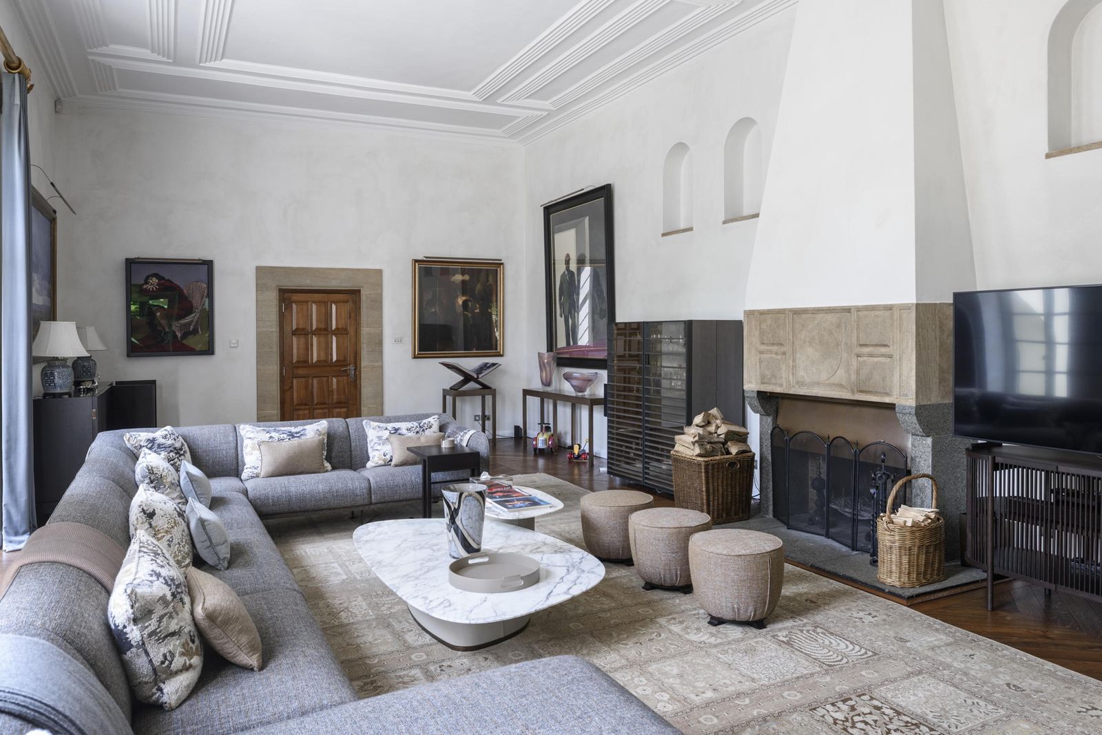 An iconic movie star's £10 million home in Buckinghamshire has come to ...