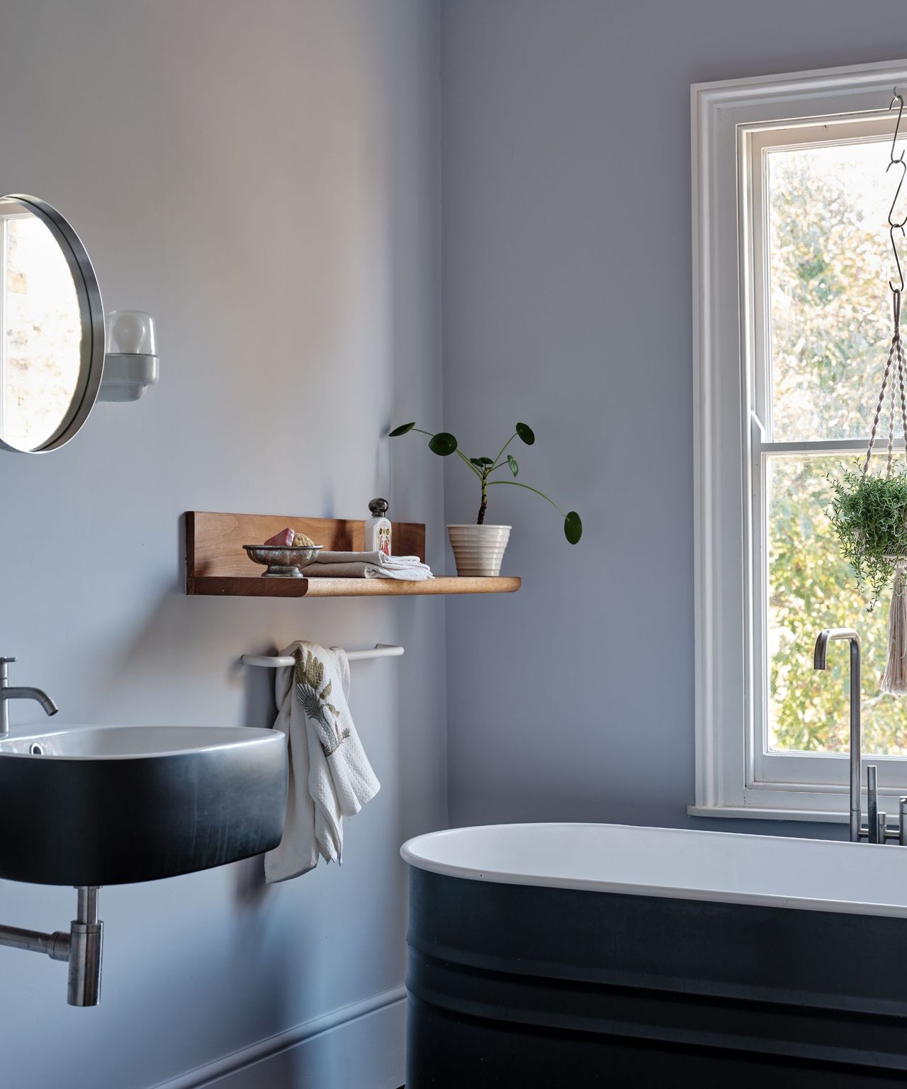 Bathroom colors going out of style in 2025 | Homes and Gardens
