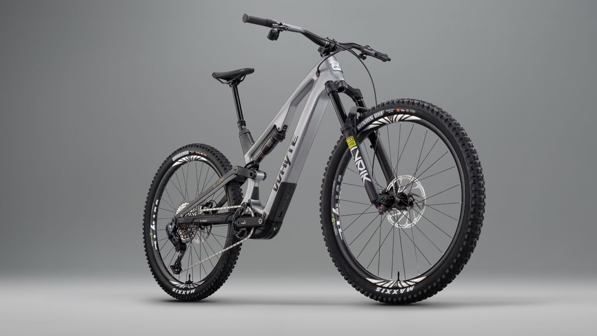 Whyte reveal the lightweight E-Lyte e-MTB range and brutally axe most ...