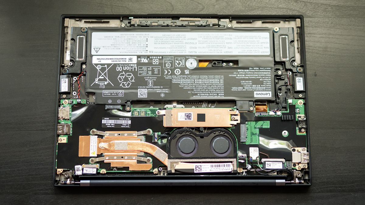 Lenovo ThinkPad X1 Carbon (Gen 11) Review: 14-Inch Productivity Hound ...