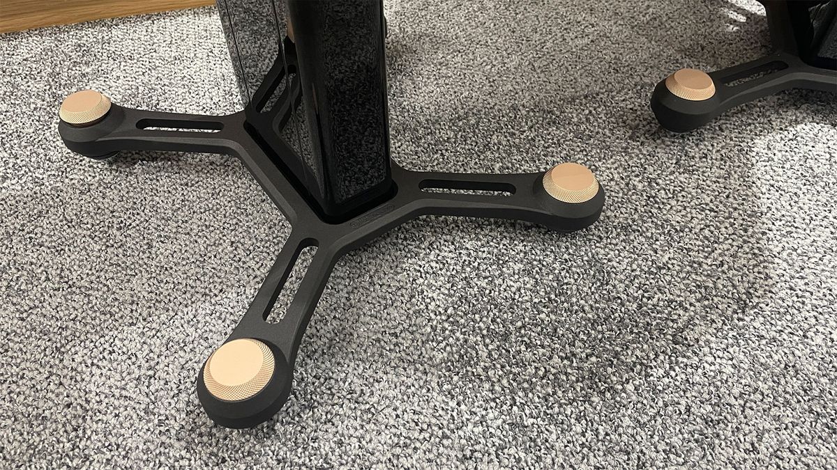 Monitor Audio Studio 89 review: sleek, small and hugely talented ...