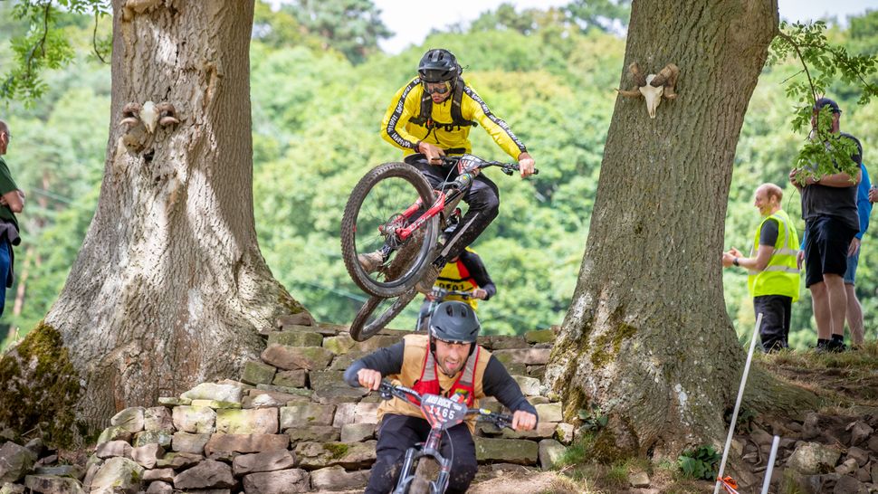 With teams pulling out and pros going elsewhere, is enduro racing dying ...