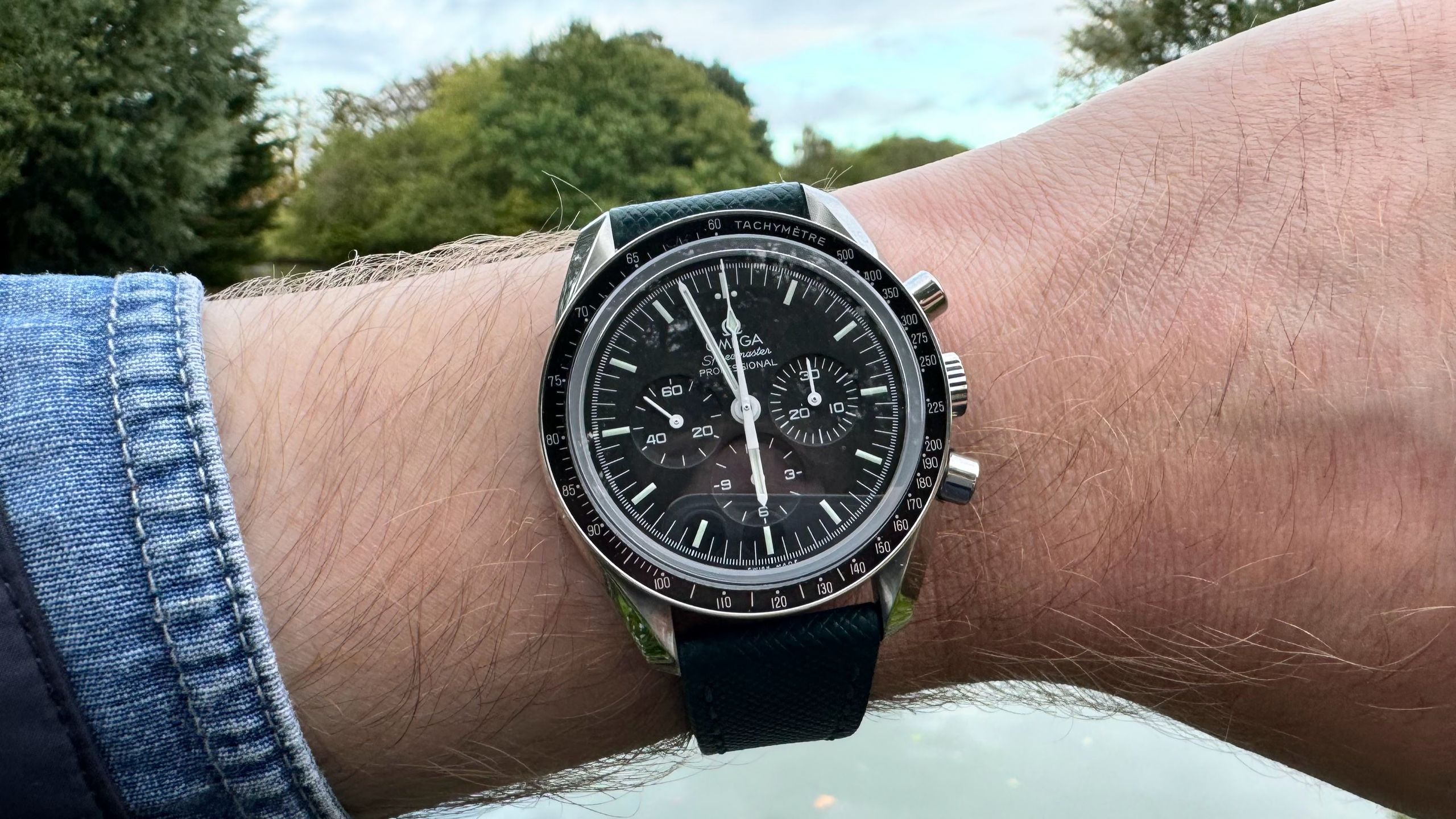 You can turn your analogue watch smart with a Fitbit Air, even a Rolex ...