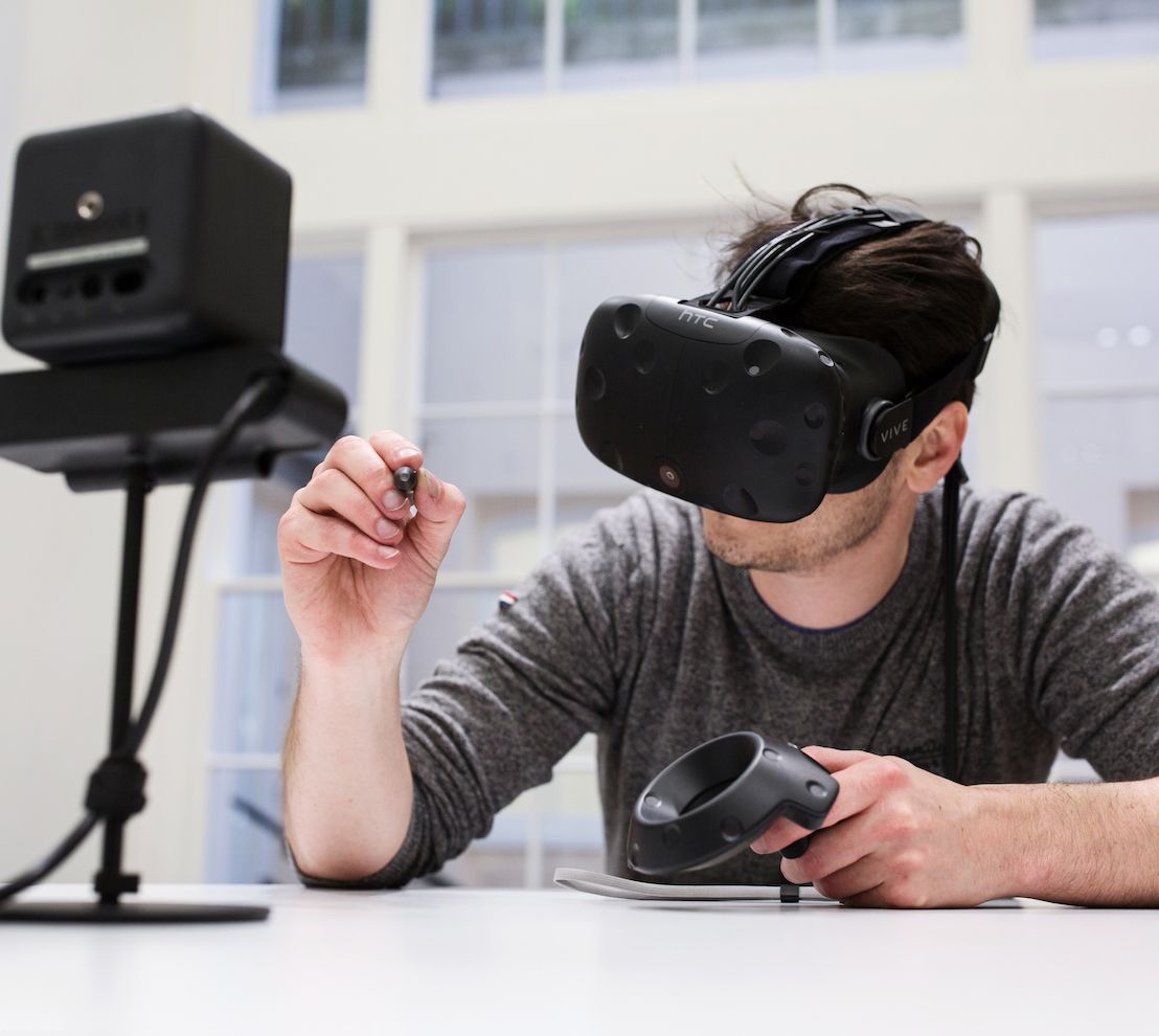 Massless Introduces Massless Pen VR Peripheral For 3D Modelling, CAD ...