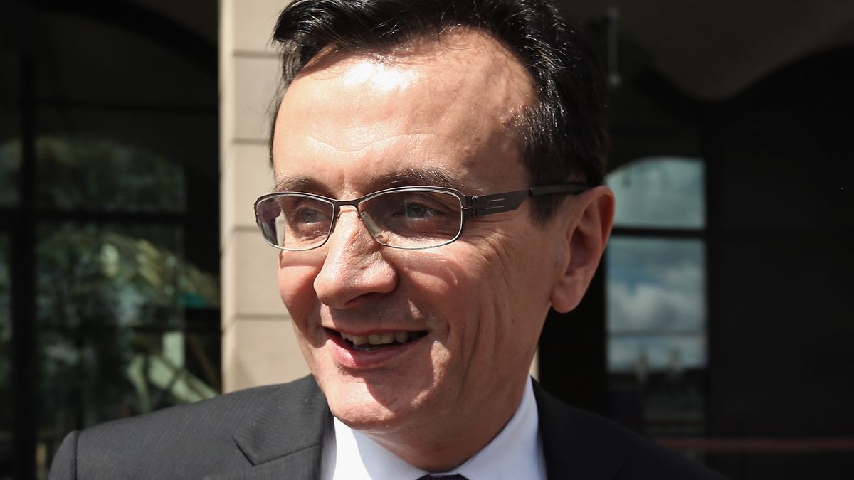 ‘The man who saved the world’: is AstraZeneca’s boss worth his millions ...