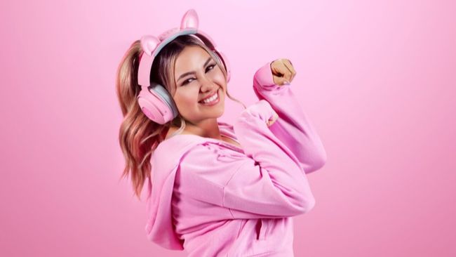 Razer Kraken Kitty V2 goes Pro ... with cat, bunny, and bear ears ...